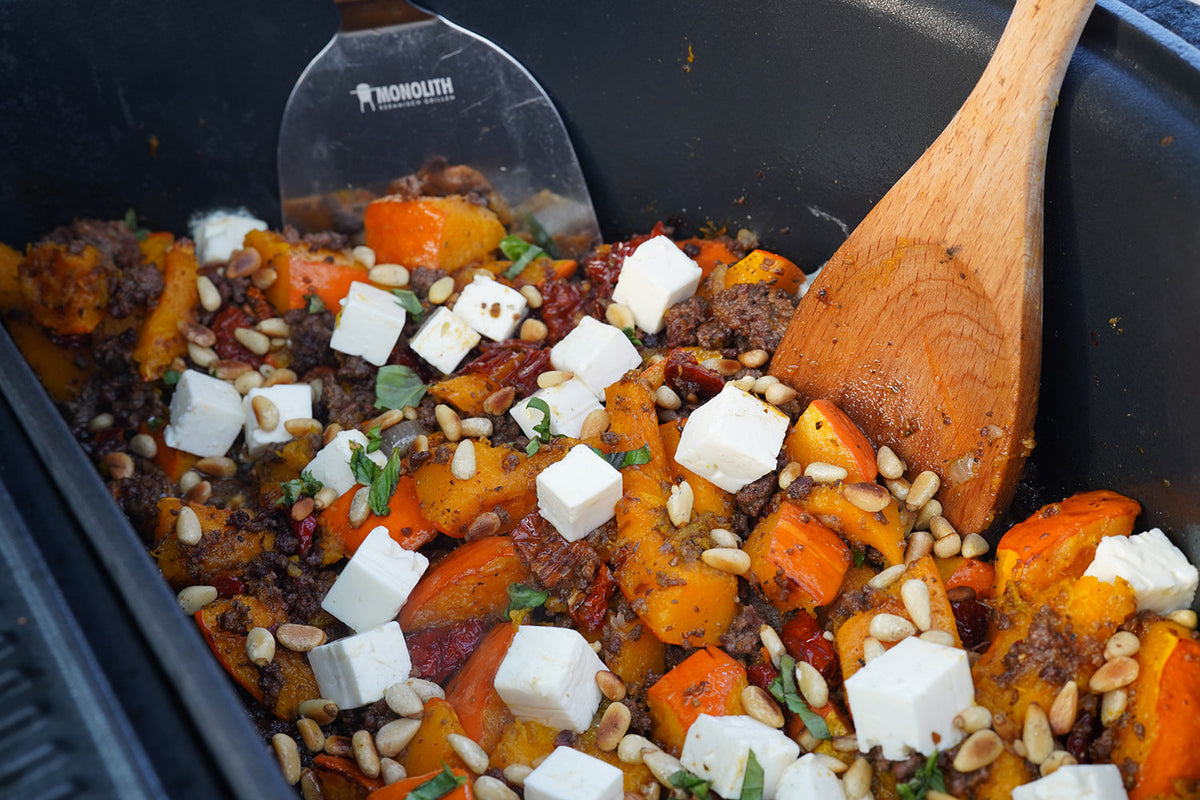 Minced meat with pumpkin from the Dutch oven | Original Kamado recipe ...